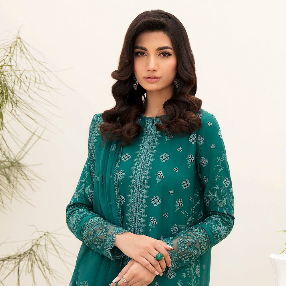 Kapraye - Pakistani Designer Dresses online Clothing Shop